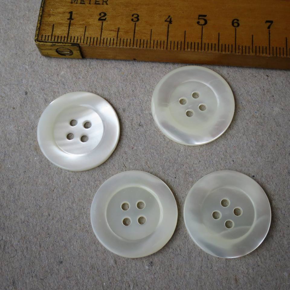 Vintage perlemors knapper, gamle knapper, genbrug.